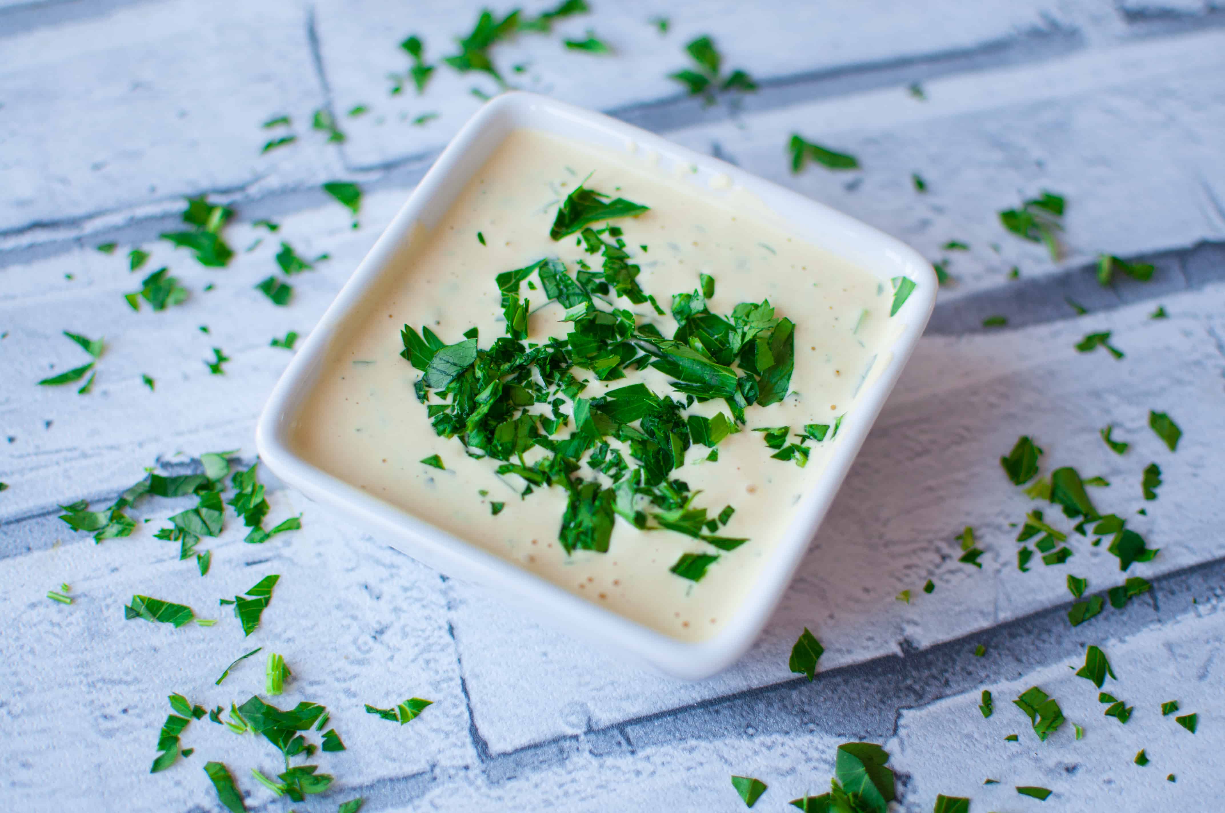 Clean eating mayonnaise recipe | Hedi Hearts