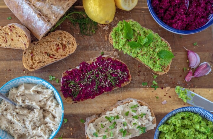 Healthy Toast 3 Ways - Hedi Hearts