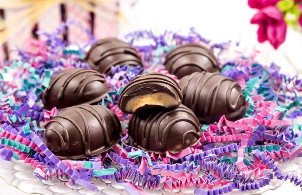 Clean eating chocolate Easter egg recipe - Hedi Hearts