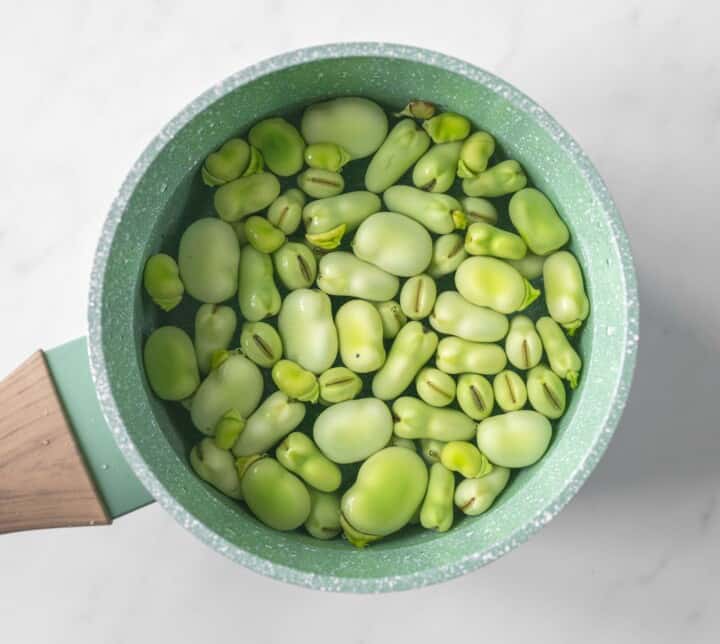 Smashed Broad Beans and Avocado on Toast - Vegan, Healthy and Easy